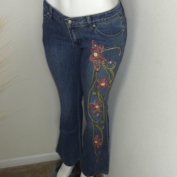 DNG | Jeans | Pink Flower Medium Wash Blue Denim Jeans | Poshmark